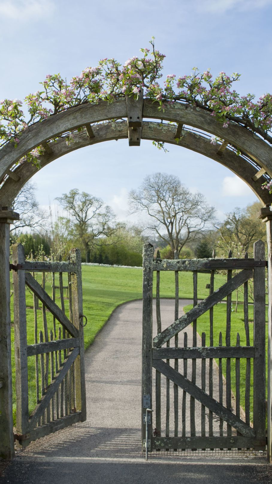 200 years of visiting RHS Gardens